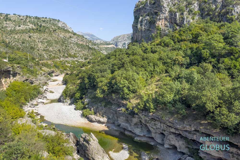 Moraca Schlucht: Tipps, Wandern und Kloster – Abenteuerglobus